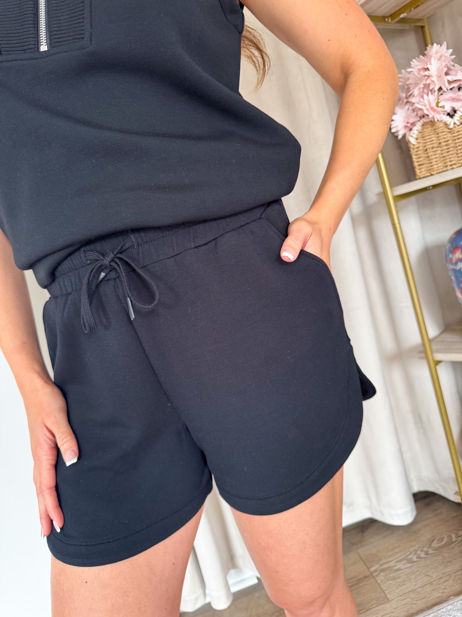 Coulter Black High Rise Short – Katsch Boutique